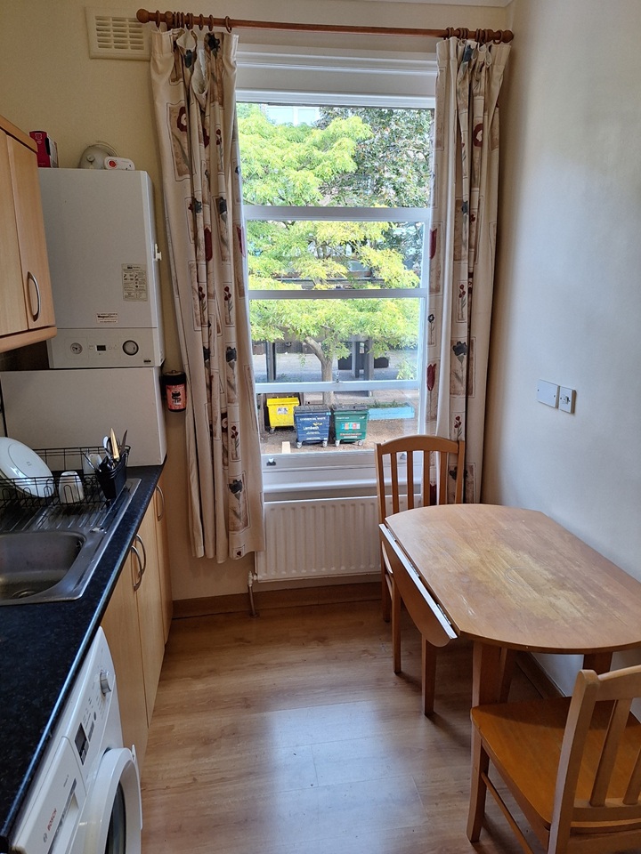 Stockwell - 2 Bed Flat, Stockwell, SW8 - To Rent Now for £1,950.00 p/m
