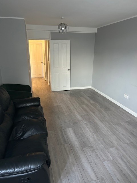 London - 2 Bed Flat, Woolwich, SE18 - To Rent Now for £1,750.00 p/m