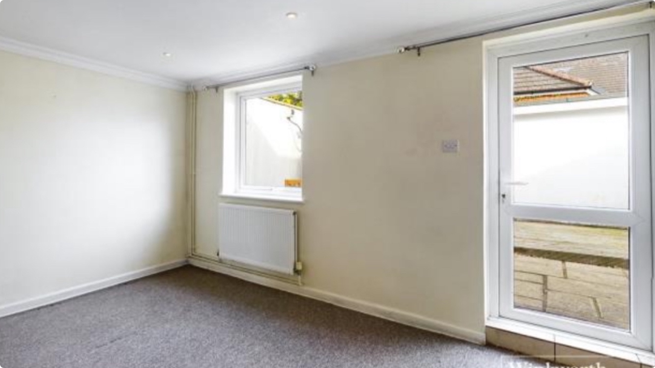 Mortimer Common, Reading - 1 Bed Bungalow, Windmill Road, RG7 - To Rent ...
