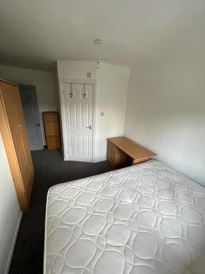 Manchester - Room in a Shared House, Lockton Close, M1 - To Rent Now ...