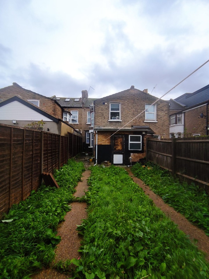 London - 2 Bed Flat, Boleyn Road, E7 - To Rent Now for £1,900.00 p/m