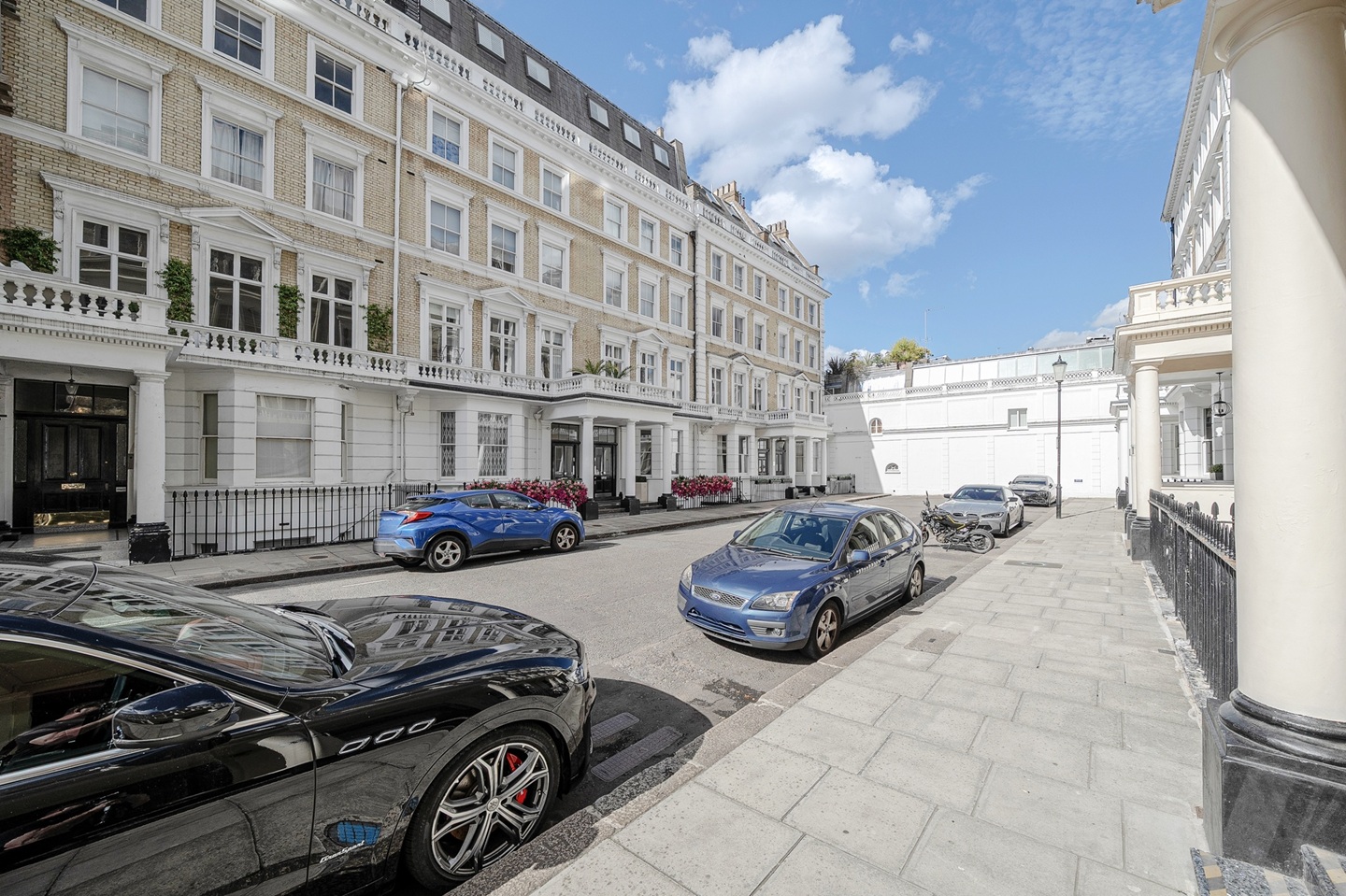 London - 1 Bed Flat, Manson Place, SW7 - To Rent Now for £2,995.00 p/m