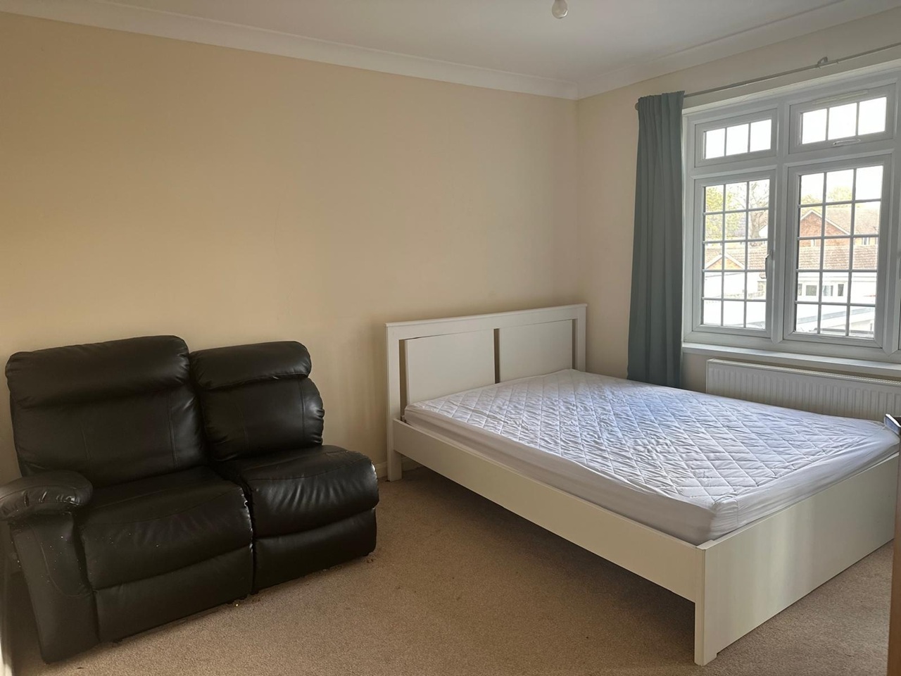 Hounslow - Room in a Shared House, Vincent Road, TW4 - To Rent Now for ...