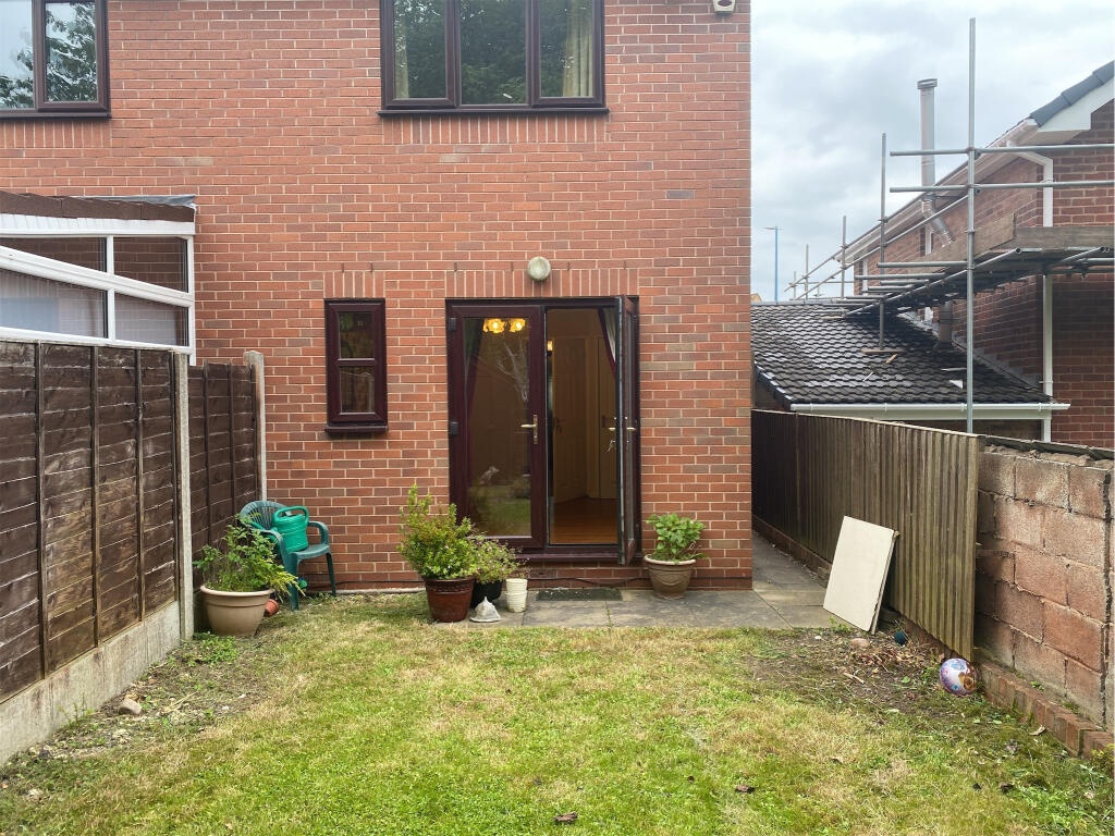 Rowley Regis - 2 Bed End Terrace, Yew Tree Lane, B65 - To Rent Now for ...