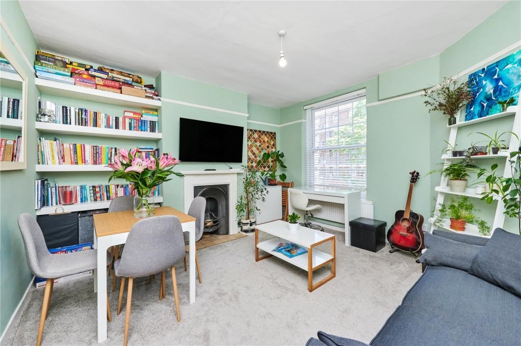 London - 2 Bed Flat, Watson House, SW2 - To Rent Now for £1,950.00 p/m