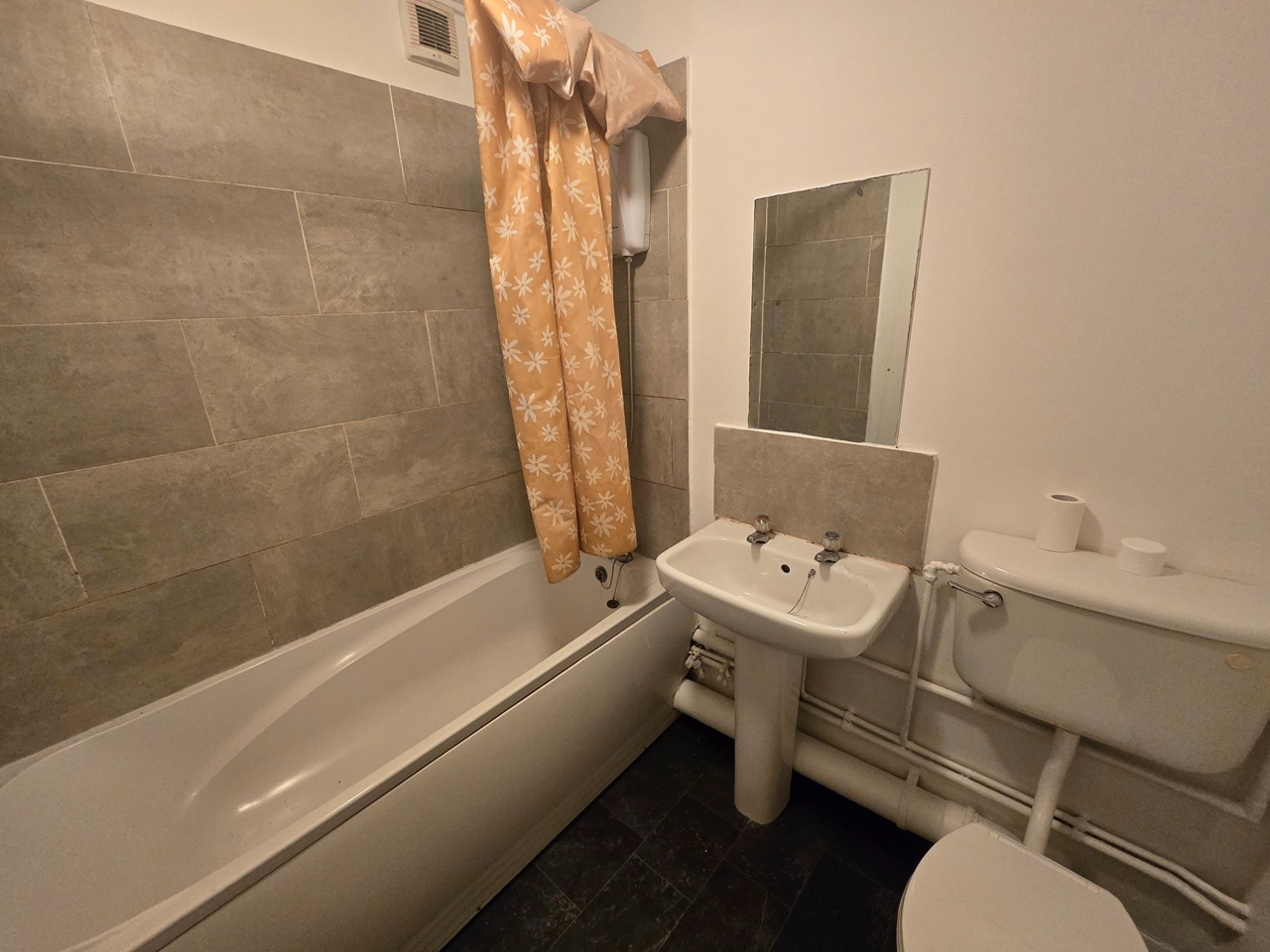 London - 1 Bed Flat, John Silkin Lane, SE8 - To Rent Now for £1,250.00 p/m