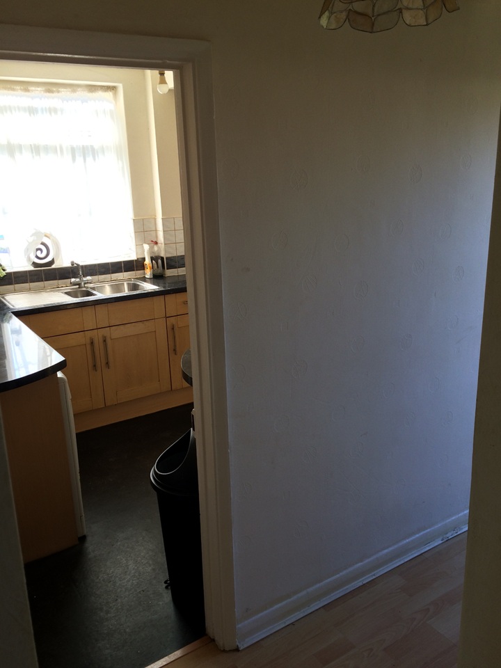 Hayes - 1 Bed Flat, Hunters Grove, UB3 - To Rent Now for £1,475.00 p/m