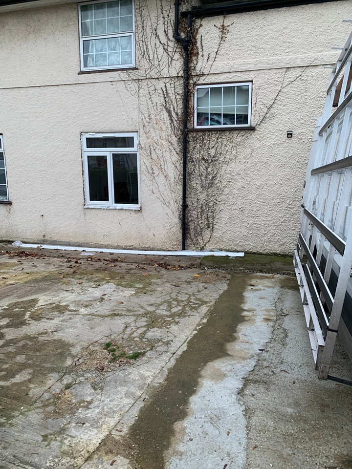 Hayes - 1 Bed Flat, Hunters Grove, UB3 - To Rent Now for £1,475.00 p/m