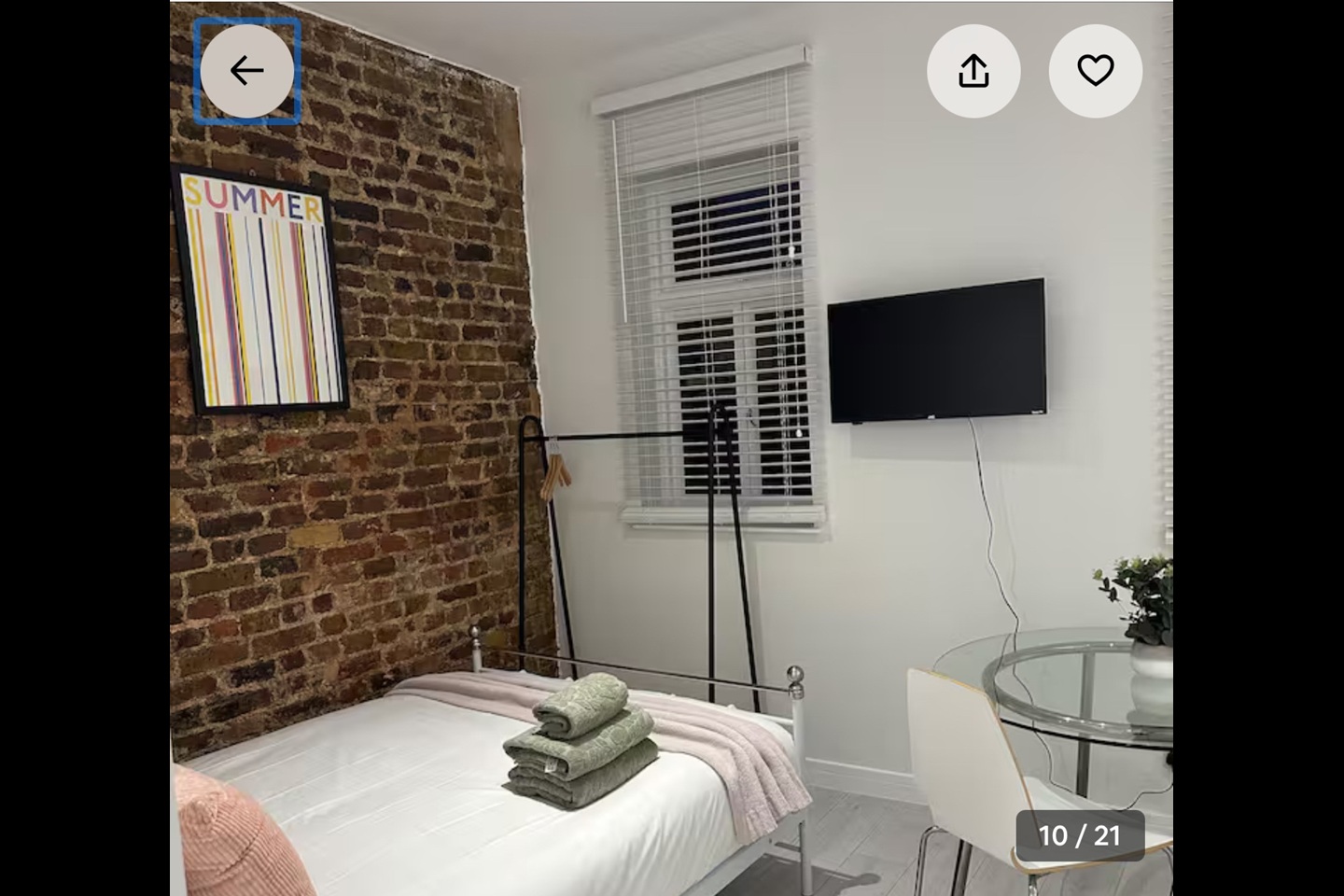 London - Studio Flat, London, E2 - To Rent Now for £1,600.00 p/m