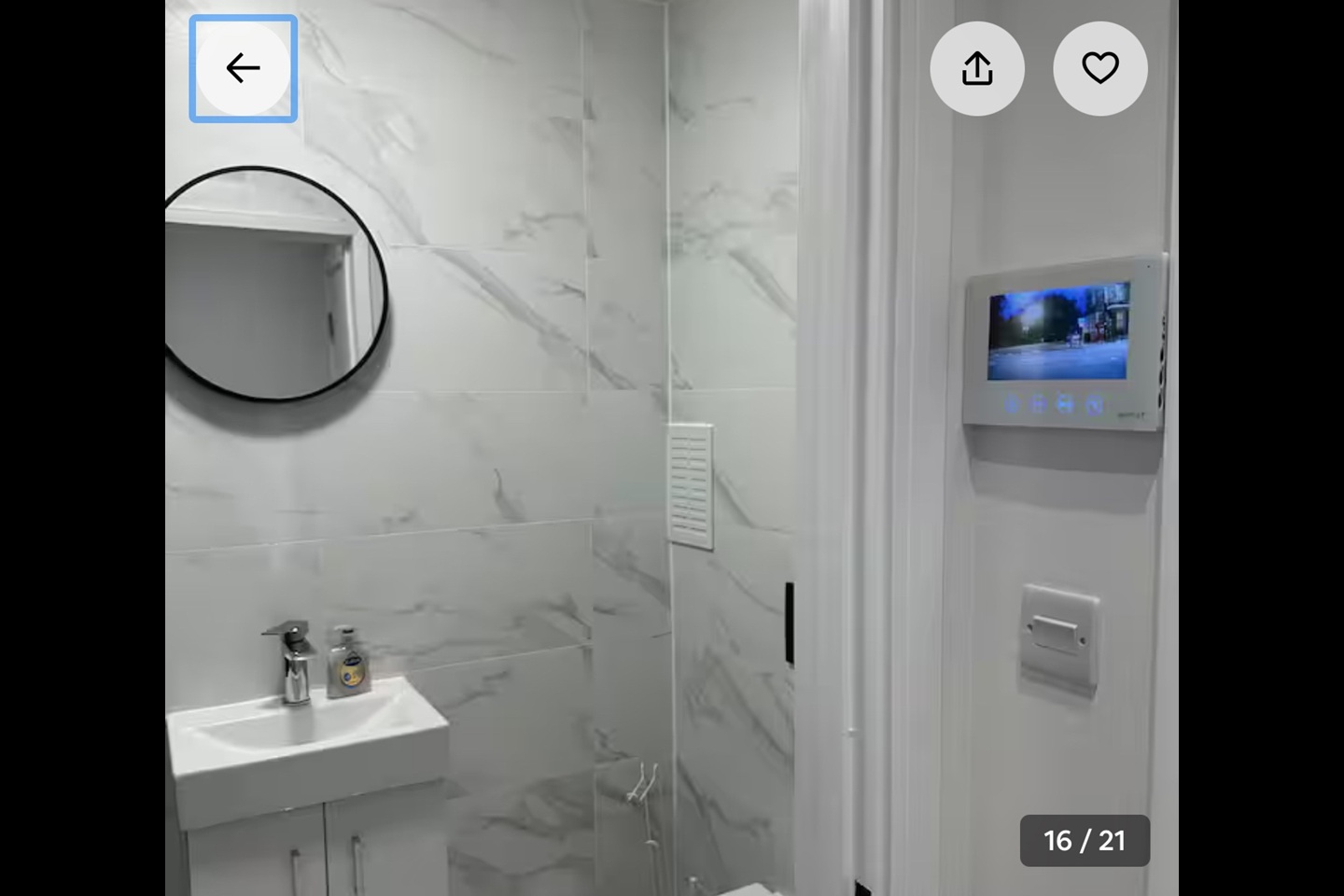 London - Studio Flat, London, E2 - To Rent Now for £1,600.00 p/m