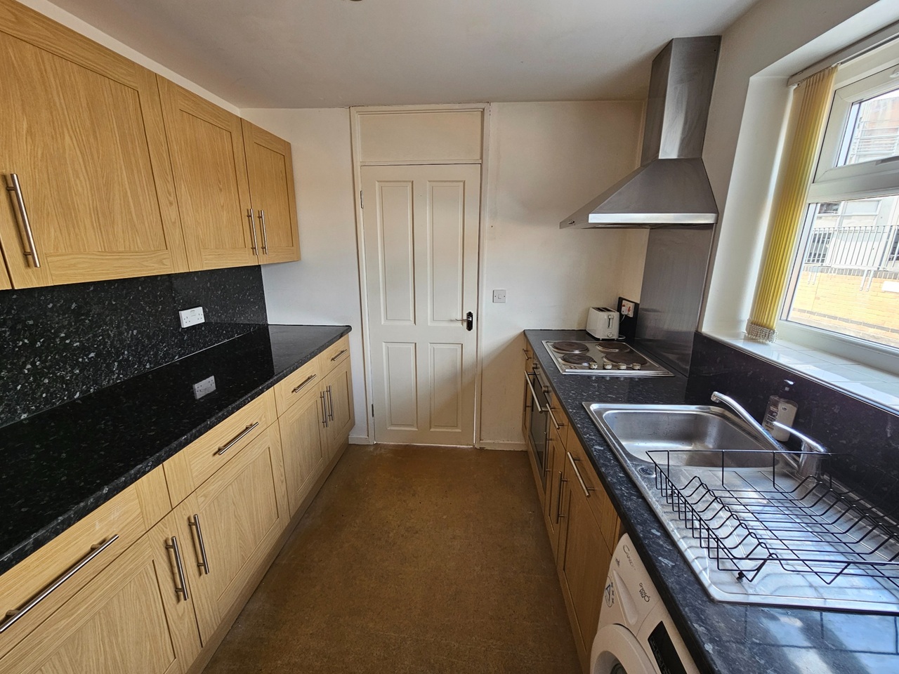 Halesowen - 3 Bed Maisonette, Hagley Road, B63 - To Rent Now for £750. ...