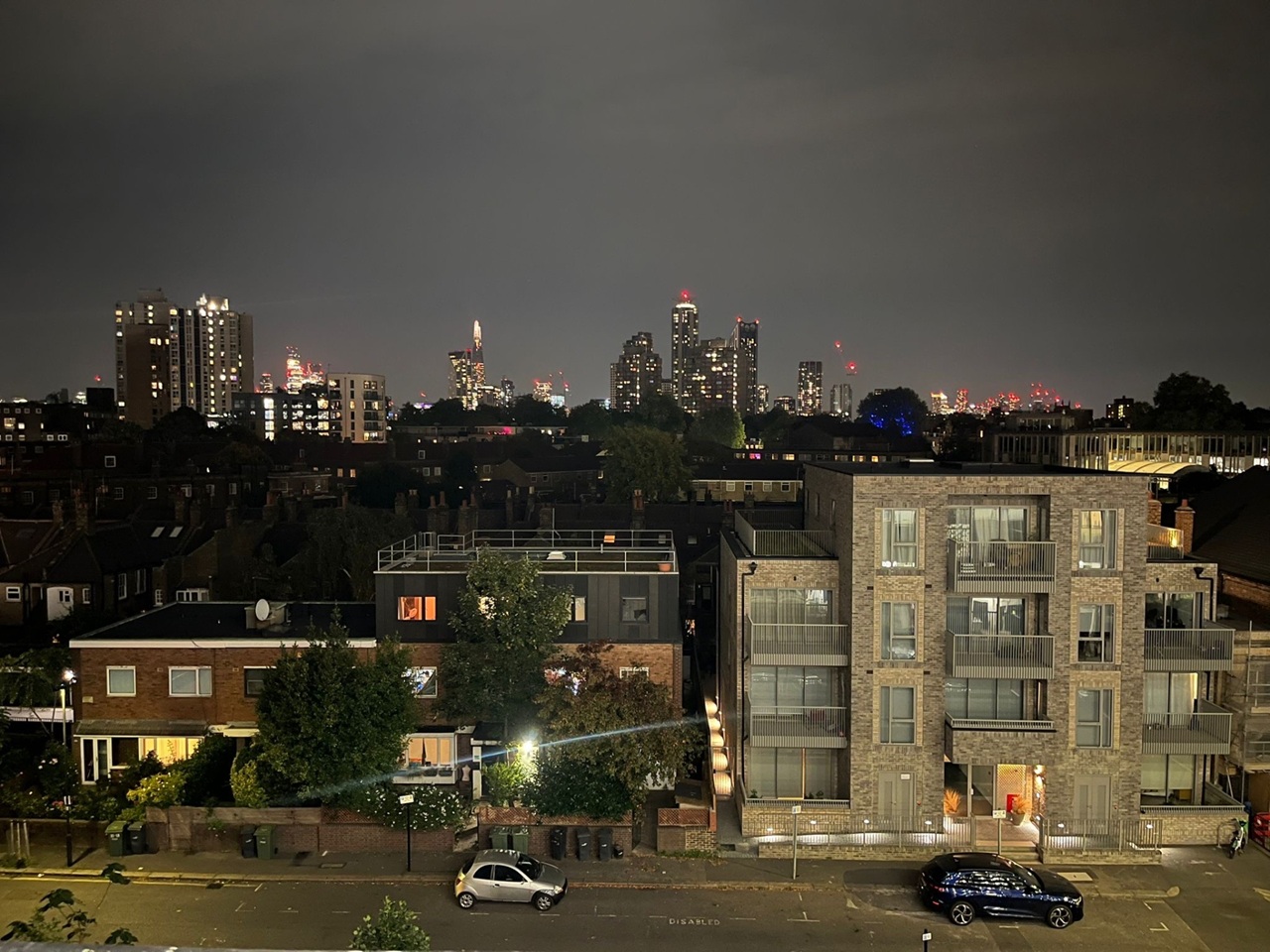 London - 3 Bed Flat, Duffel House, SE11 - To Rent Now for £2,400.00 p/m