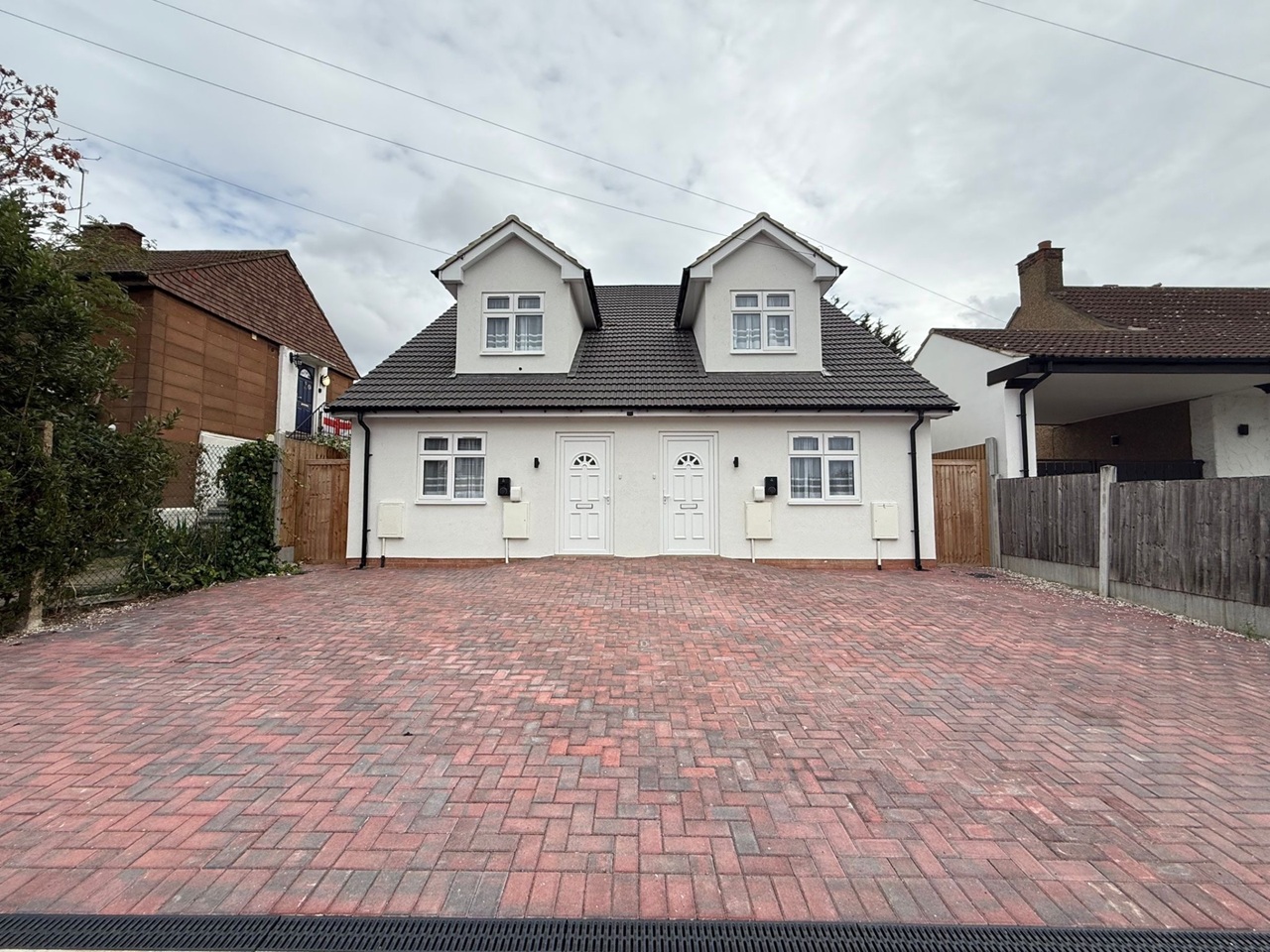 London - 3 Bed Detached House, Carlisle Road, RM1 - To Rent Now for £ ...