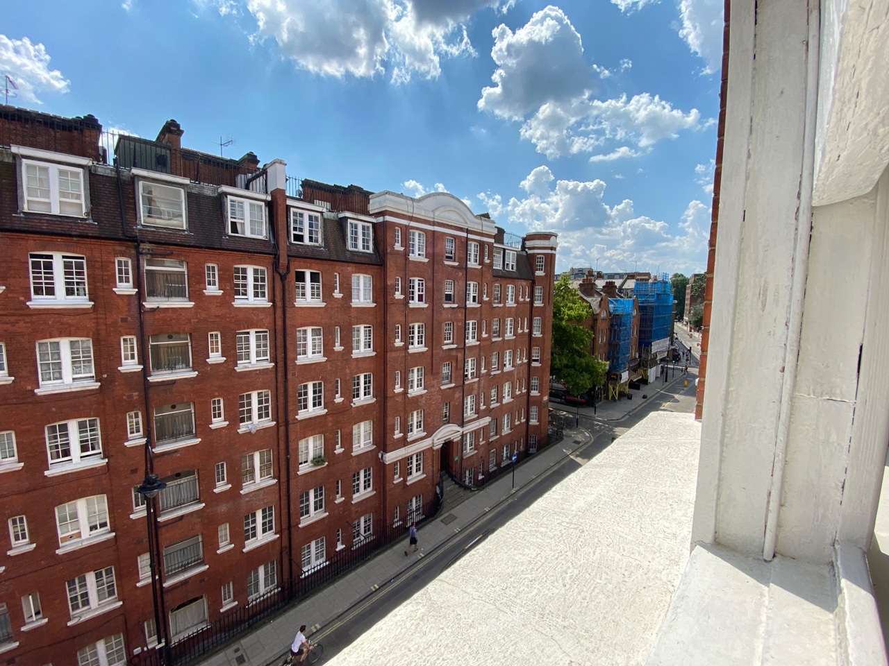 London - 2 Bed Flat, Knollys House, WC1H - To Rent Now for £2,780.00 p/m