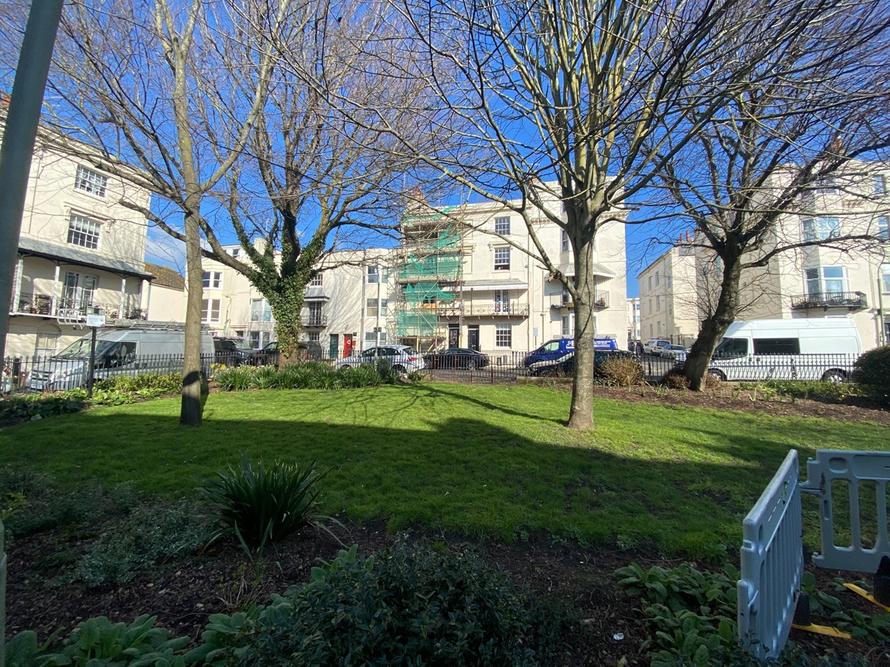 Brighton - 1 Bed Flat, Russell Square, BN1 - To Rent Now for £795.00 p/m