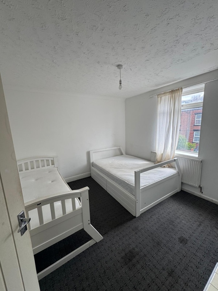 Leeds - 3 Bed Terraced House, Nowell Avenue, LS9 - To Rent Now for £1,000.00 p/m