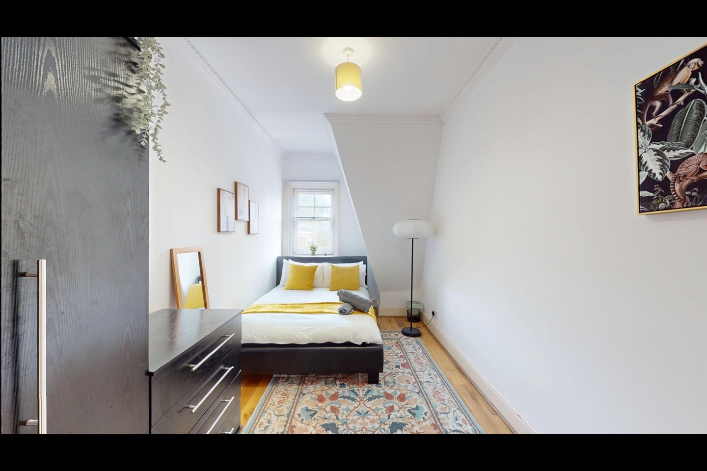 London - 1 Bed Flat, Highbury Corner, N5 - To Rent Now for £1,225.00 p/m