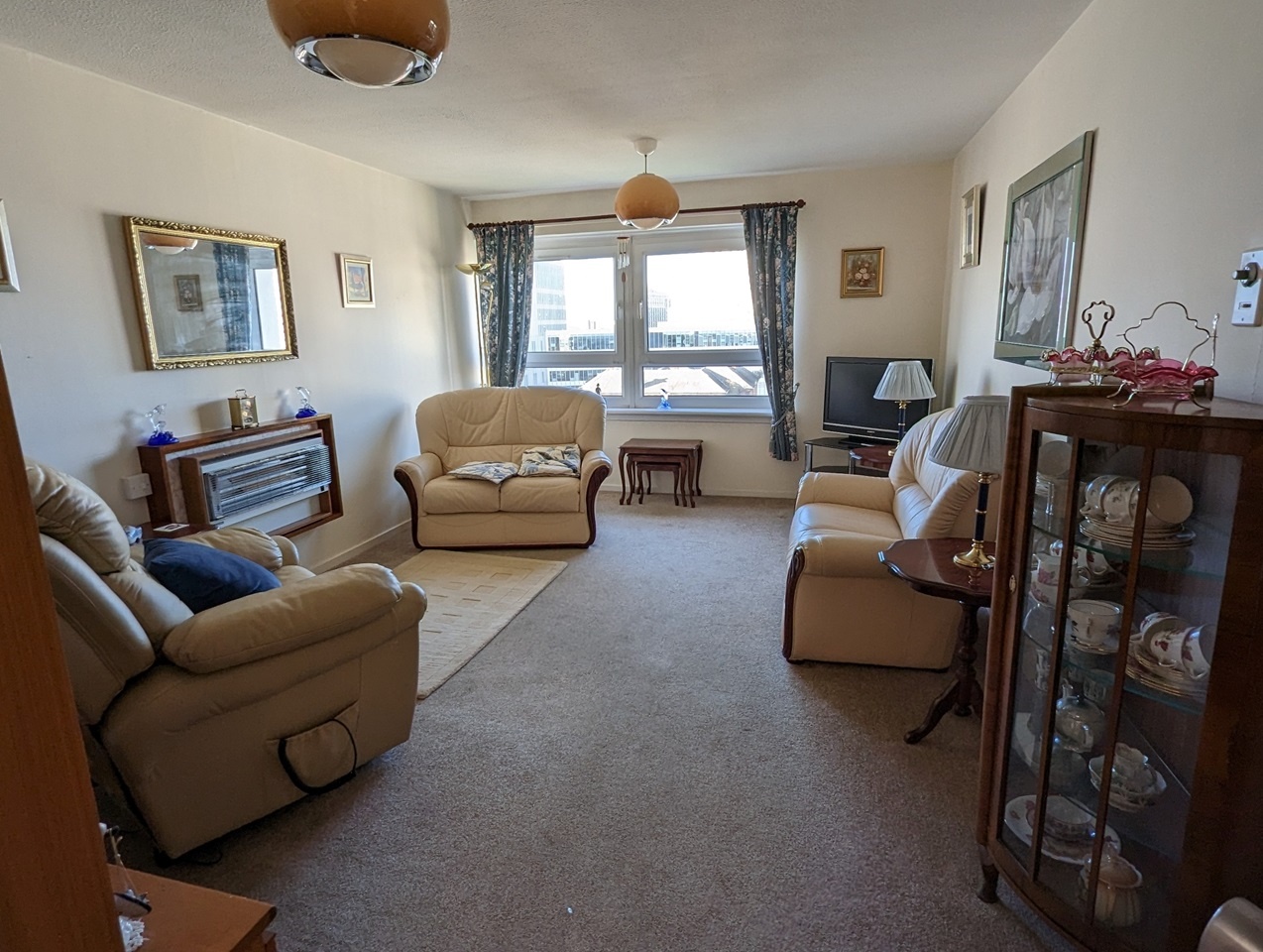 Glasgow - 2 Bed Flat, Taylor Place, G4 - To Rent Now for £1,350.00 p/m
