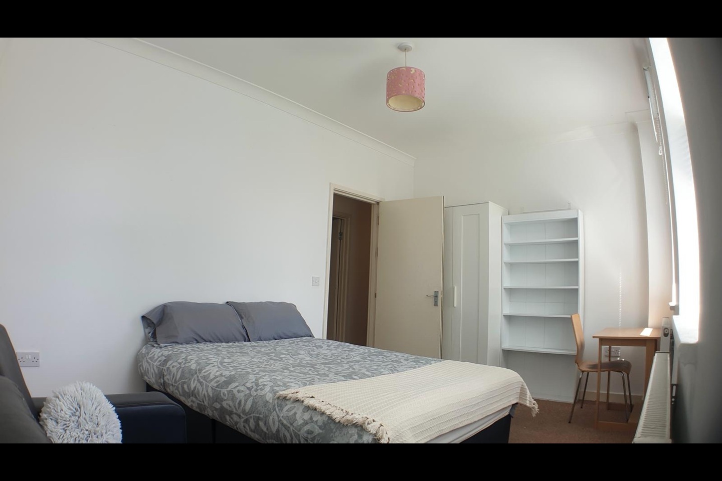 London - 3 Bed Flat, Walburgh Street, E1 - To Rent Now for £2,351.00 p/m