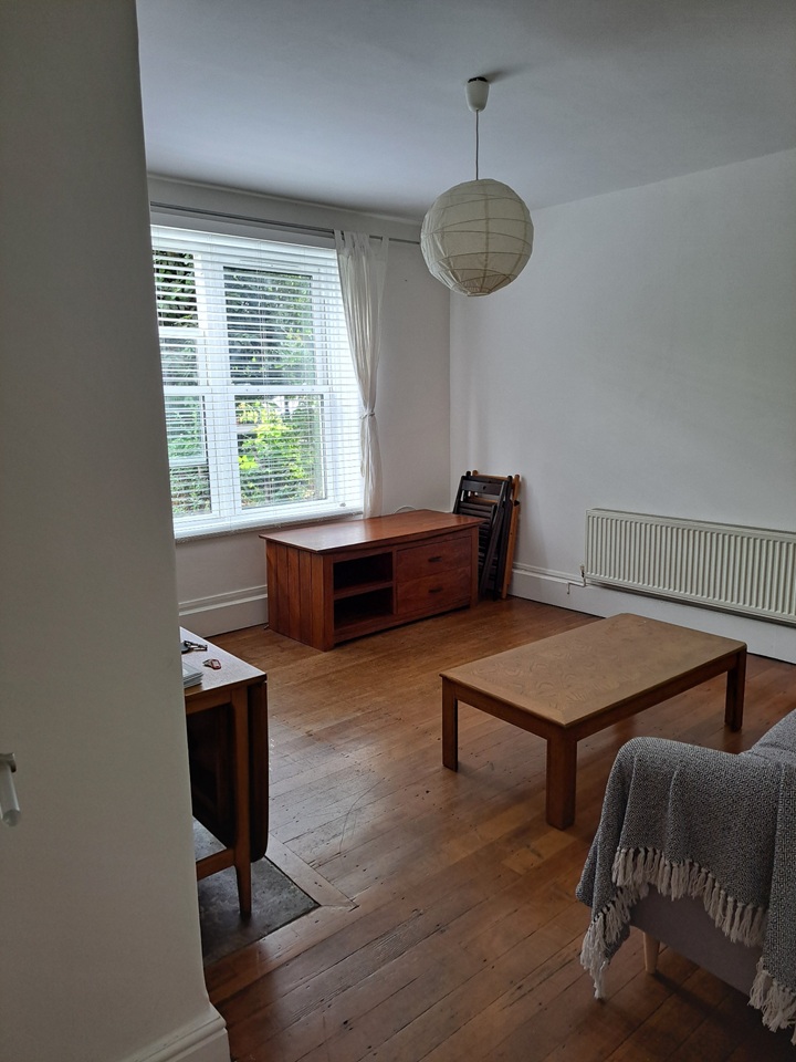 London - 1 Bed Flat, Amhurst Road, E8 - To Rent Now for £1,500.00 p/m