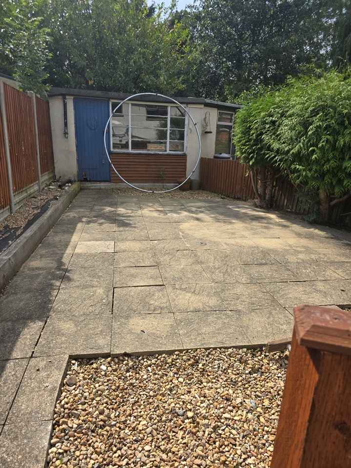New Addington, Croydon - 2 Bed Semi-Detached House, Headley Drive, CR0 ...