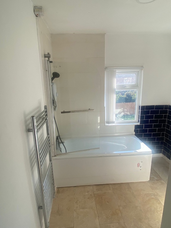 Liverpool - 1 Bed Flat, Moscow Drive, L13 - To Rent Now for £650.00 p/m