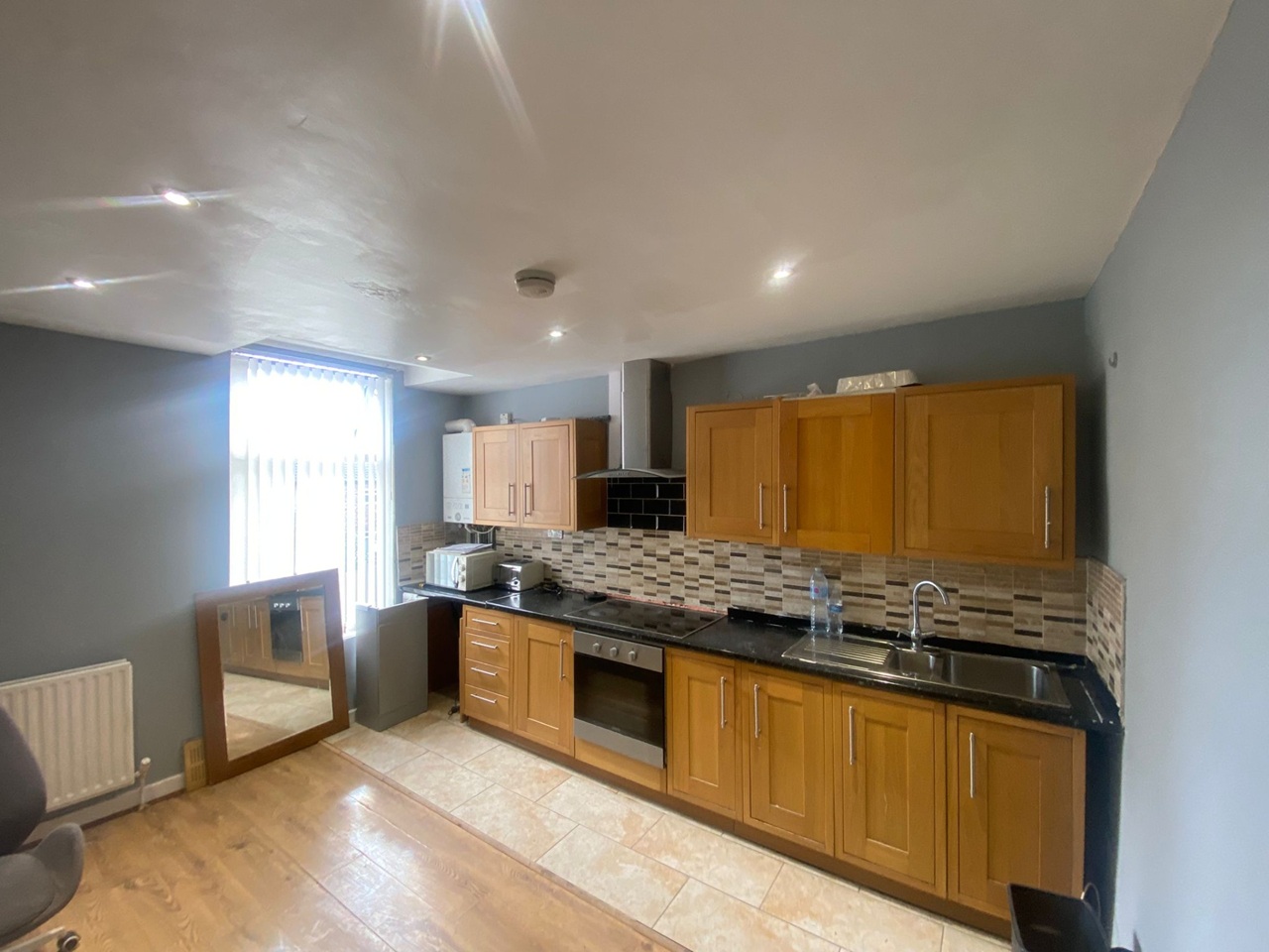 Liverpool - 1 Bed Flat, Moscow Drive, L13 - To Rent Now for £650.00 p/m
