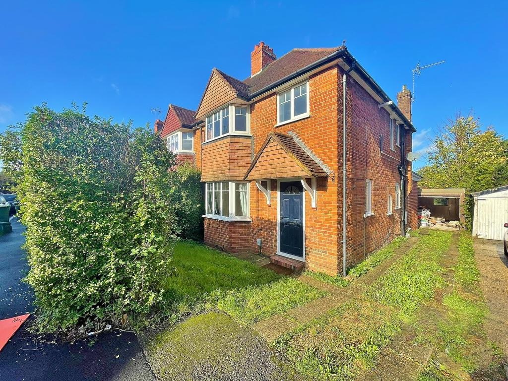 Guildford - 4 Bed Semi-Detached House, Ashenden Road, GU2 - To Rent Now ...