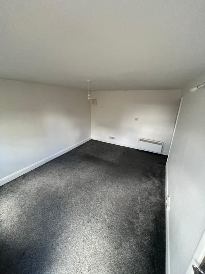 St. Leonards-On-Sea - Studio Flat, Archie Court, TN38 - To Rent Now for ...