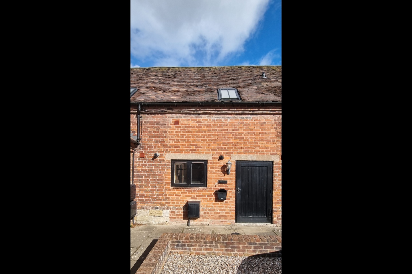 Shrewsbury - 2 Bed Terraced House, Longnor Hall Farm, SY5 - To Rent Now ...