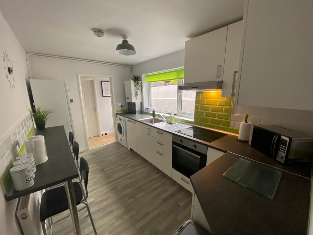 Wolverhampton - 3 Bed Semi-Detached House, Mostyn Street, WV1 - To Rent ...
