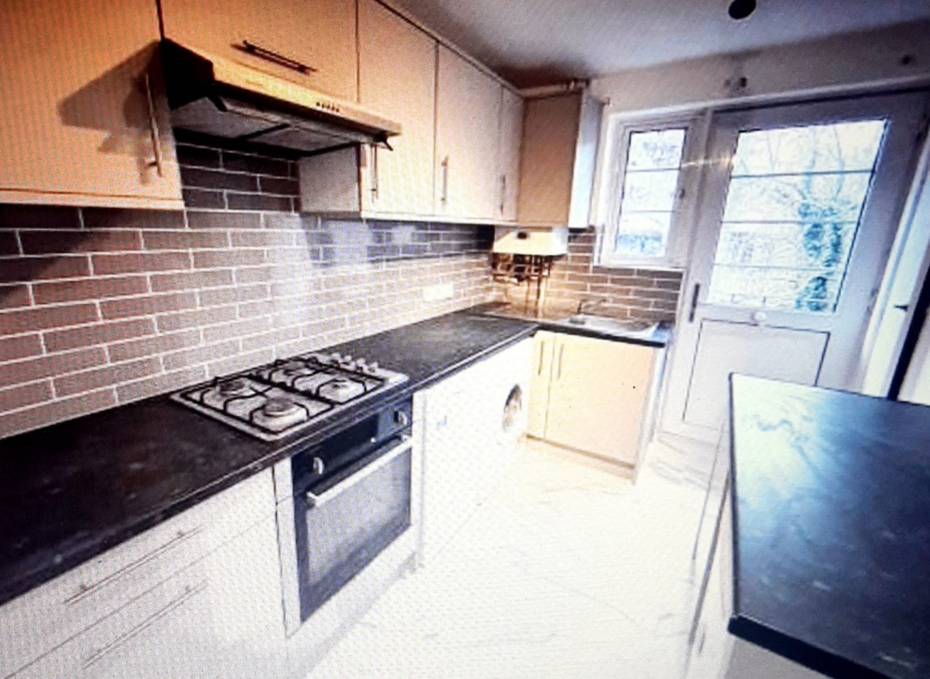 Harrow - Room in a Shared House, Manor Court, HA1 - To Rent Now for £ ...