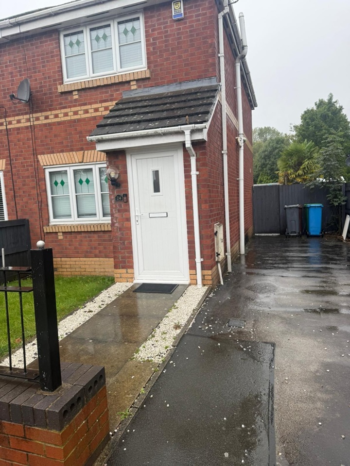 Manchester - 2 Bed Semi-Detached House, Northwold Drive, M9 - To Rent ...