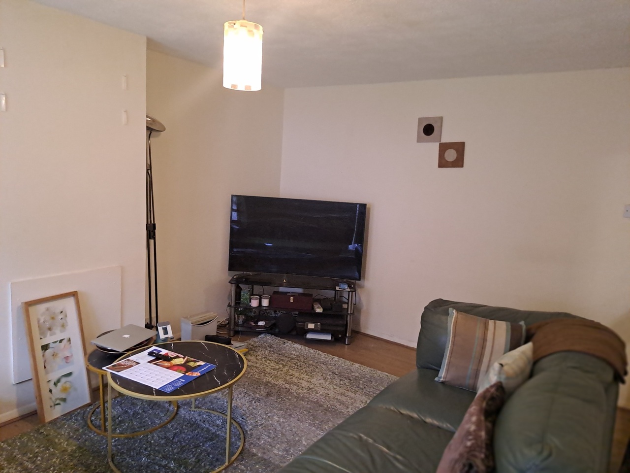 Croydon - 1 Bed Flat, Outram Road, CR0 - To Rent Now for £1,350.00 p/m