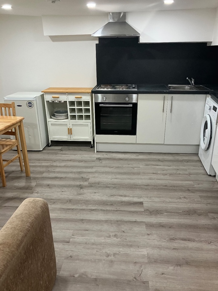 London - 1 Bed Flat, Devonshire Road, SE23 - To Rent Now for £1,520.00 p/m