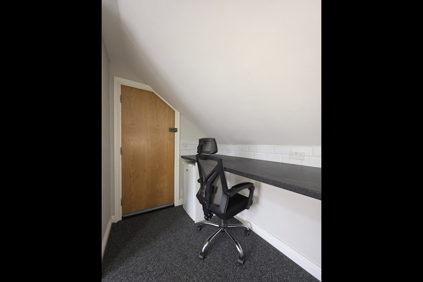Cardiff - Studio Flat, Pen Y Wain Road, CF24 - To Rent Now for £850.00 p/m