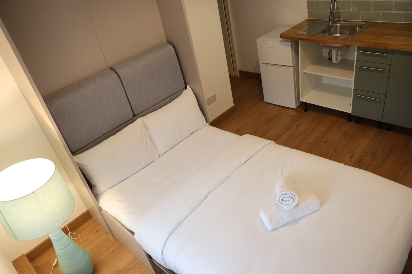 London - Studio Flat, Grafton Road, NW5 - To Rent Now for £1,480.00 p/m