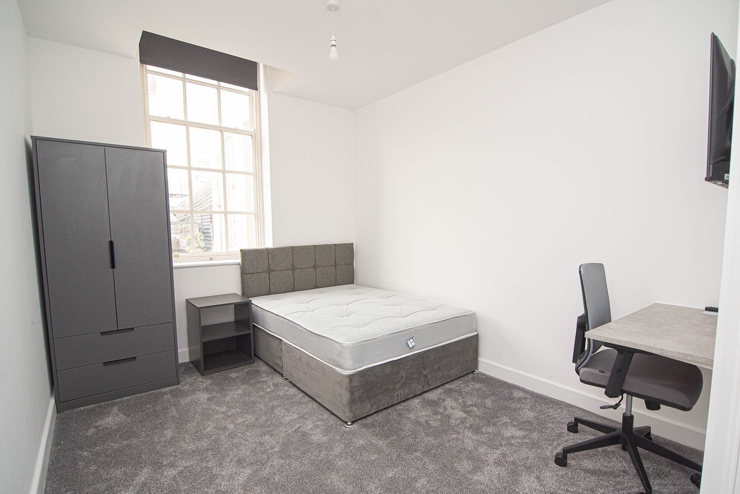 Doncaster - 1 Bed Flat, Nether Hall Road, DN1 - To Rent Now for £625.00 p/m