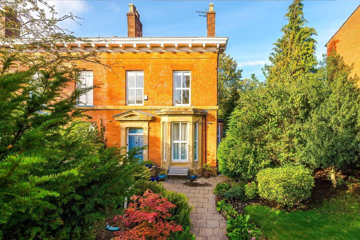 Manchester - 6 Bed Detached House, Smedley Lane, M8 - To Rent Now for £ ...
