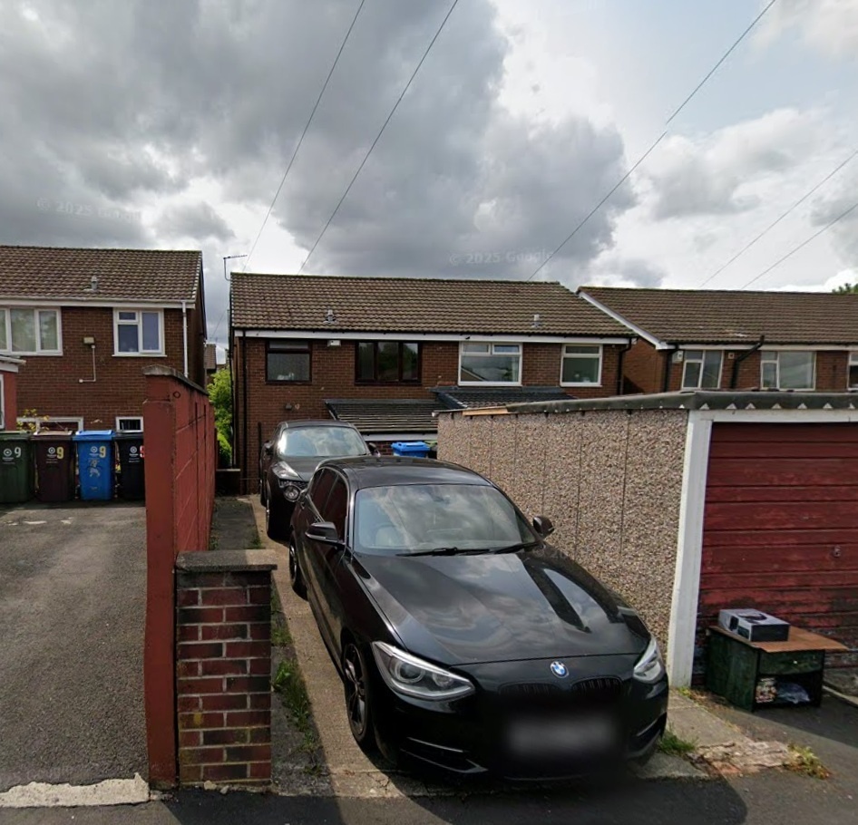 Chadderton, Oldham - 3 Bed Semi-Detached House, Busk Walk, OL9 - To ...
