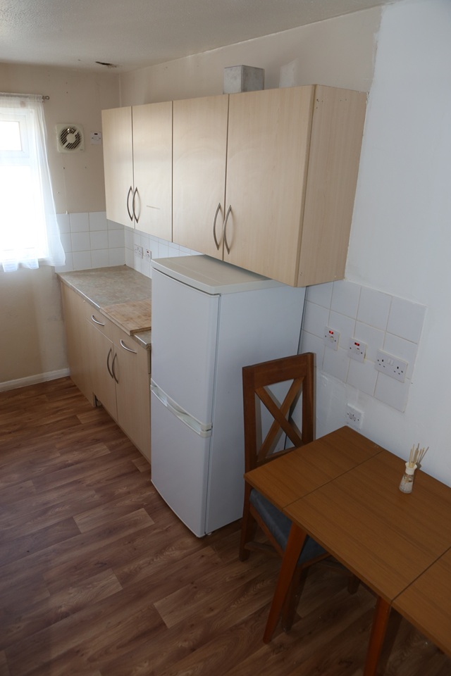 Reading - 2 Bed Flat, Elizabeth Walk, RG2 - To Rent Now for £1,200.00 p/m