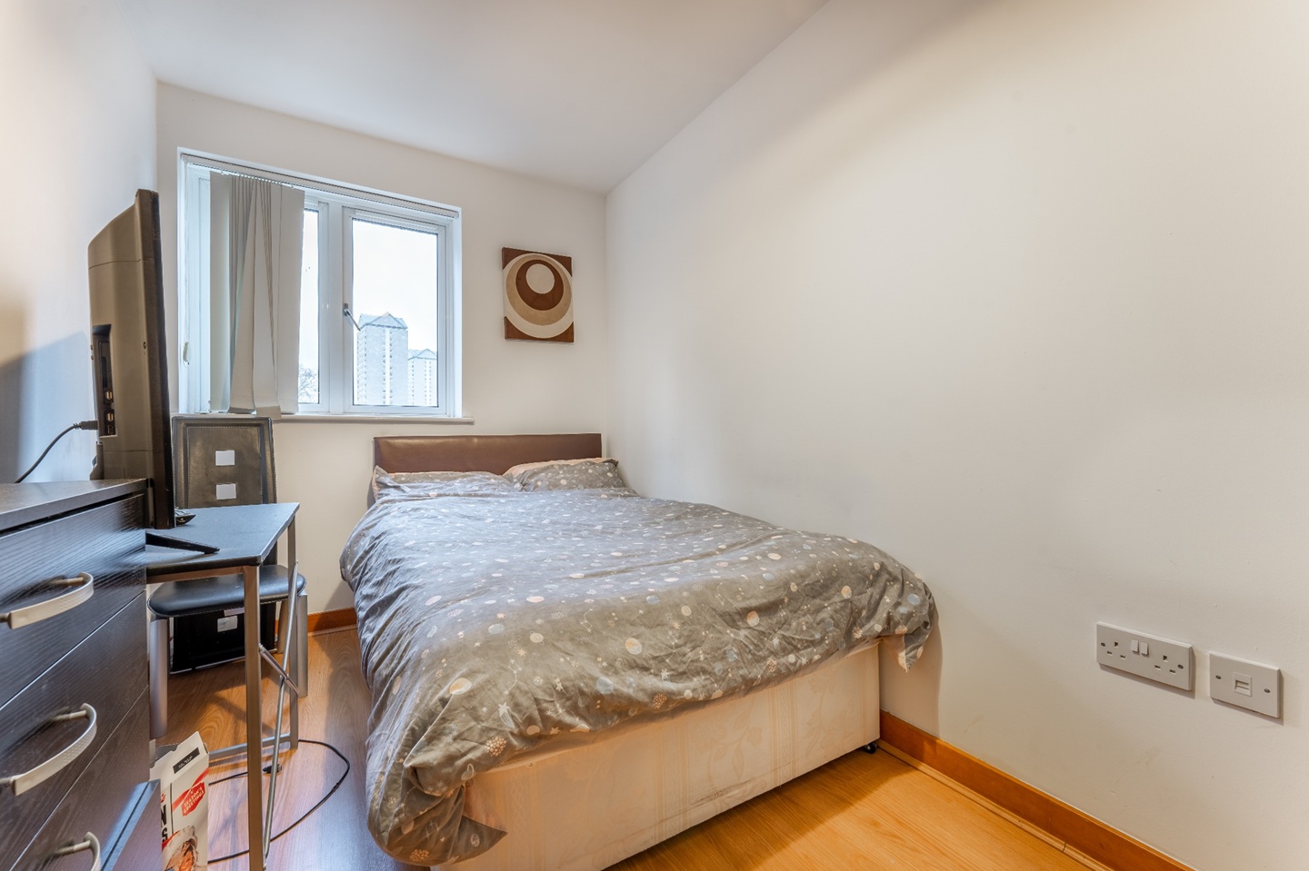 London - Room in a Shared Flat, Block Wharf, E14 - To Rent Now for £900 ...