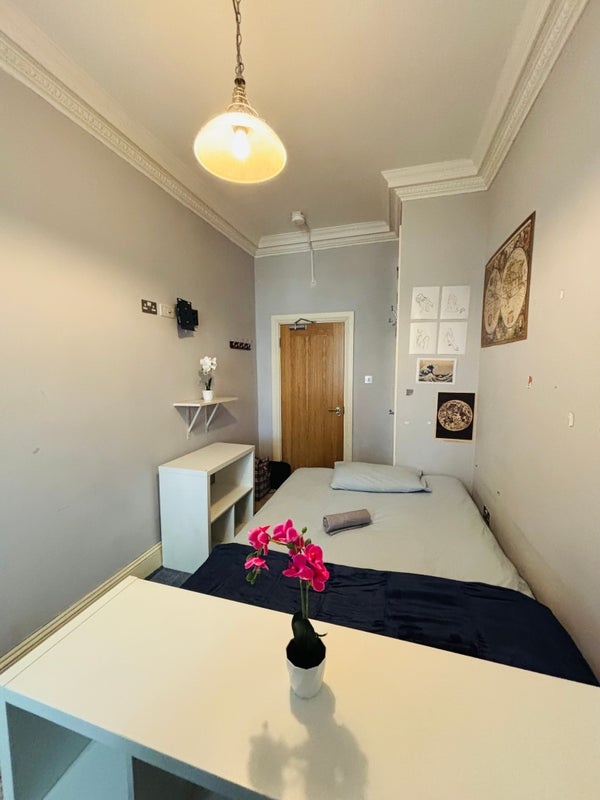 London - Room in a Shared Flat, Hanover Gate Mansions, NW1 - To Rent ...