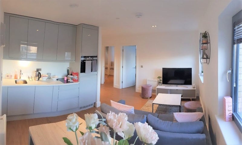 London - 2 Bed Flat, Red Lion Square, SW18 - To Rent Now for £2,400.00 p/m