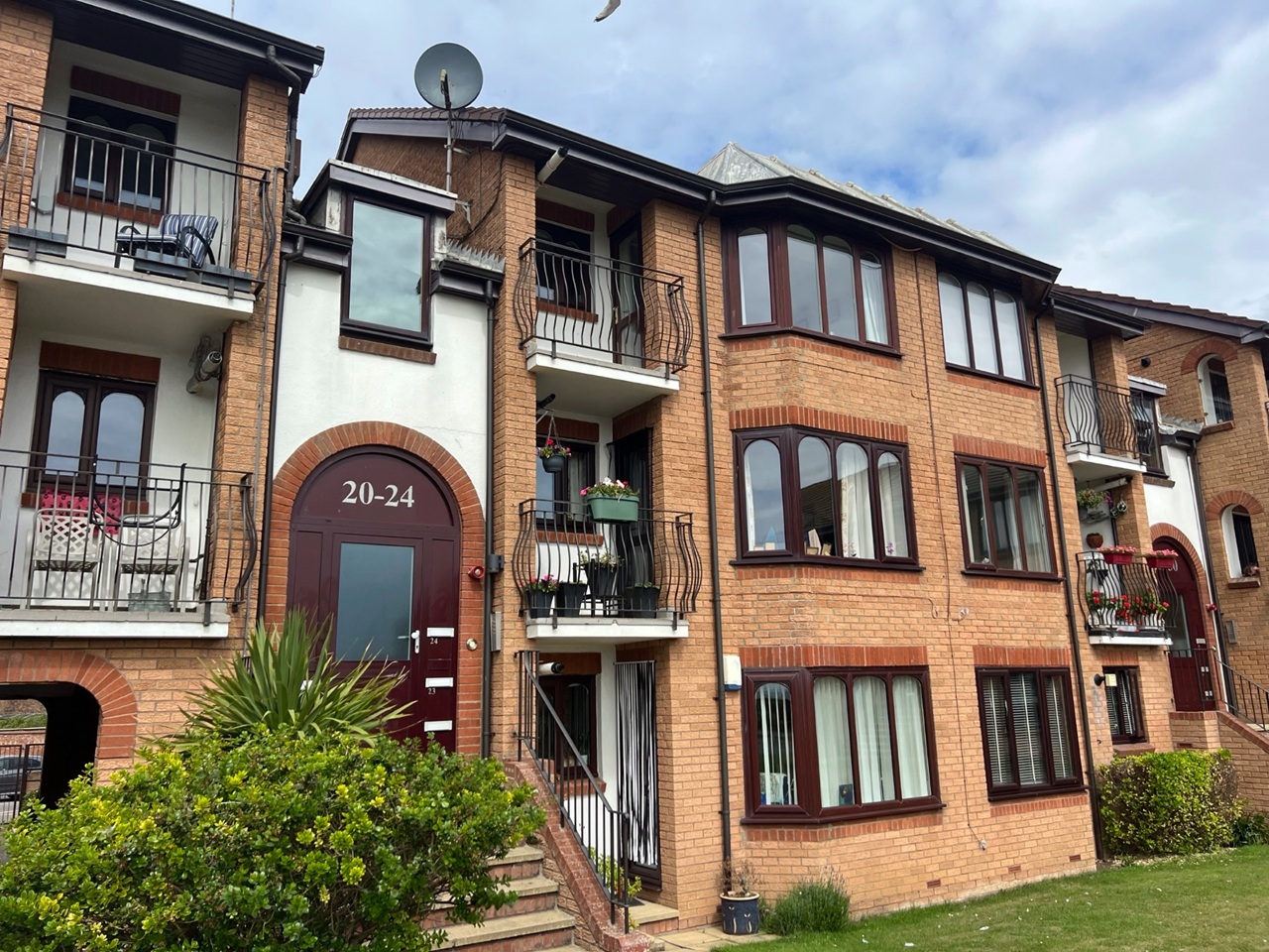 Bridlington - 2 Bed Flat, Alexandra Court, YO15 - To Rent Now for £695. ...