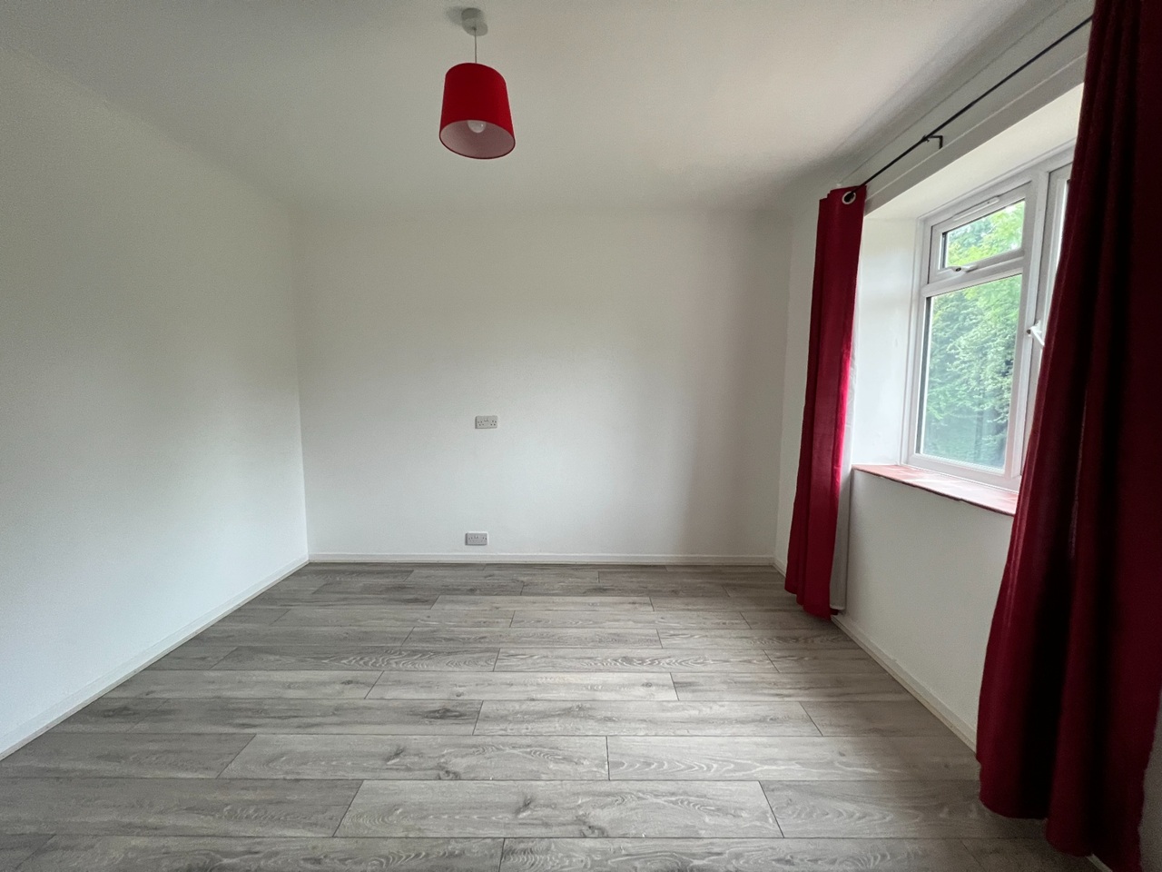Ashford - 2 Bed Flat, Trumpet House, TN23 - To Rent Now for £1,050.00 p/m