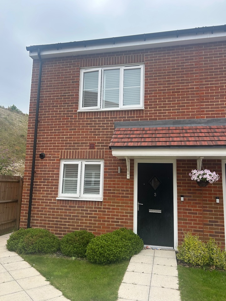 Wouldham, Rochester - 2 Bed Semi-Detached House, Pyrite Close, ME1 - To ...