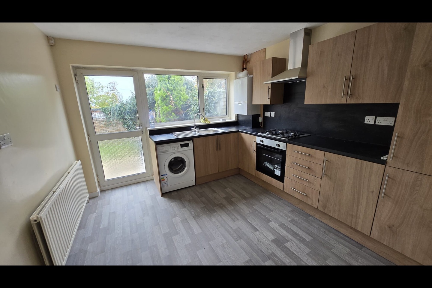 Eaglestone, Milton Keynes - 3 Bed Terraced House, Ferndale, MK6 - To ...