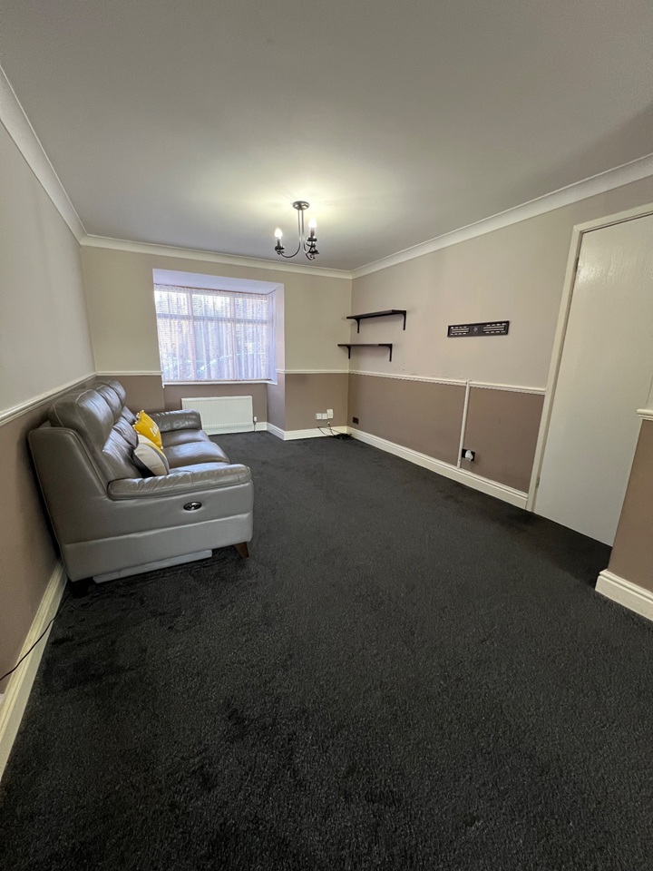 Luton - 4 Bed Detached House, Goldcrest Close, LU4 - To Rent Now for £ ...
