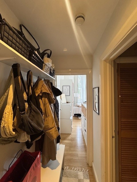 London - 1 Bed Flat, Carlton Drive, SW15 - To Rent Now for £1,350.00 p/m